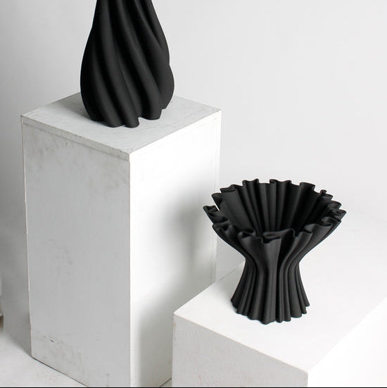 Cleo Vase - Black – Loft Furniture NZ