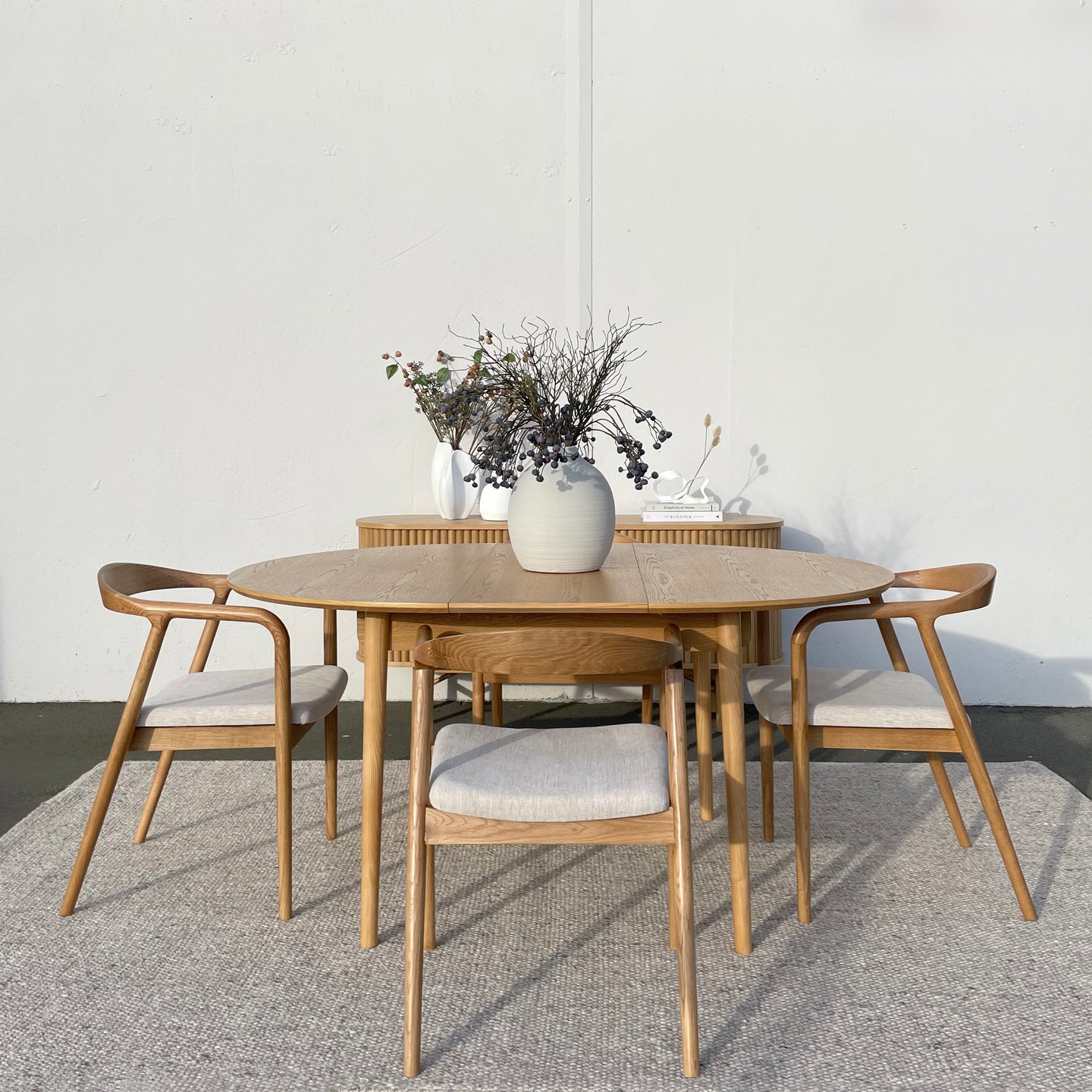 Calla Round Extendable Dining Table - Natural – Loft Furniture NZ