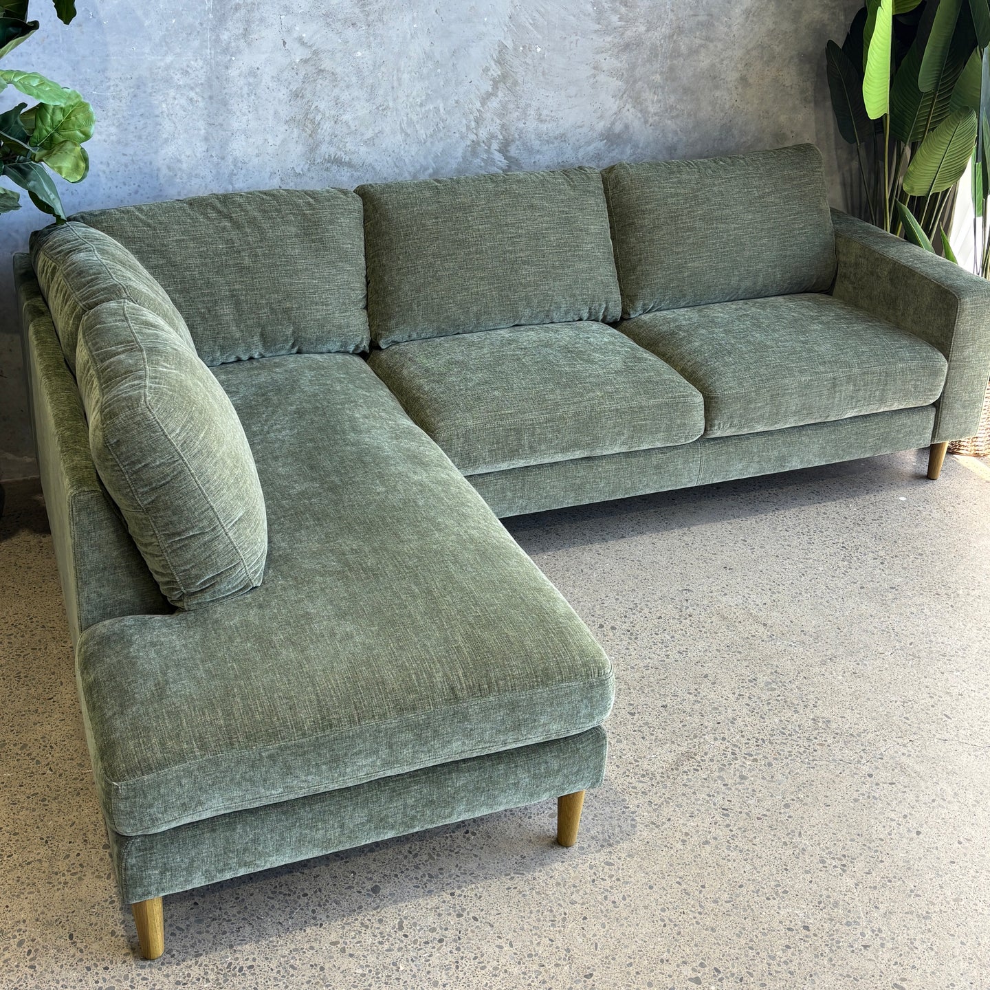 Madeleine Chaise Sofa - Heritage – Loft Furniture NZ