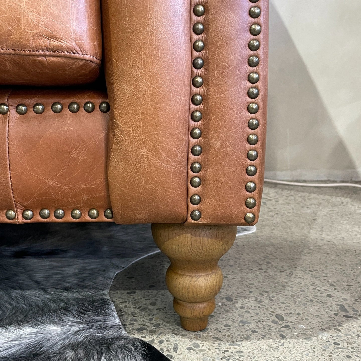 Stanley Chesterfield Sofa - Tan Leather – Loft Furniture NZ