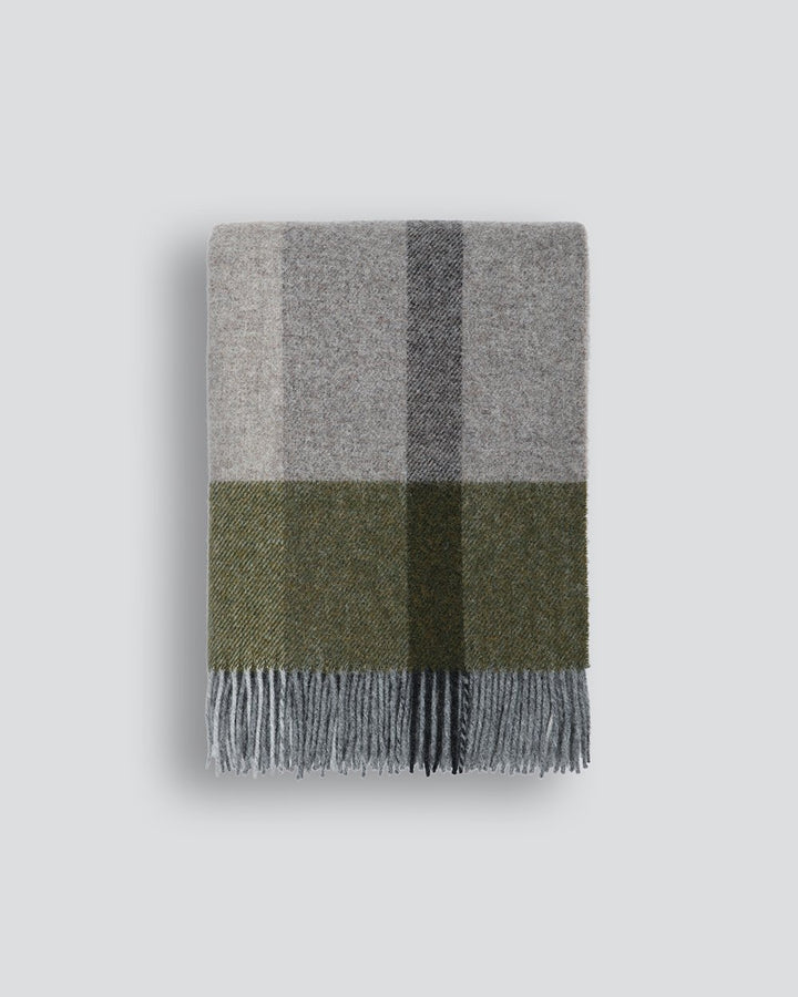 Brunswick NZ Wool Throw - Olive – Loft Furniture NZ