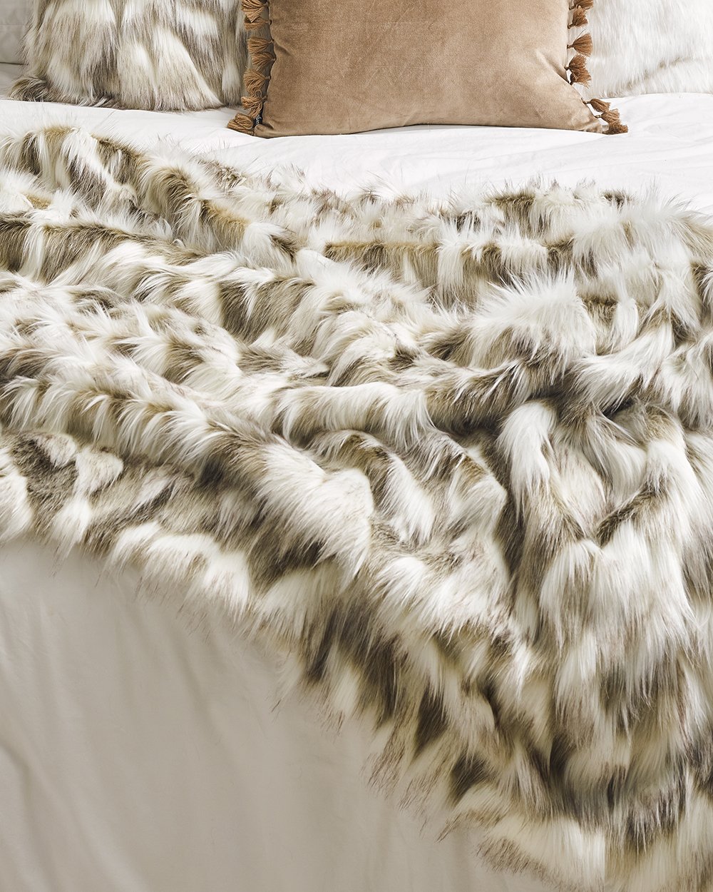 Heirloom Faux Fur Throw - Snowshoe Hare – Loft Furniture NZ